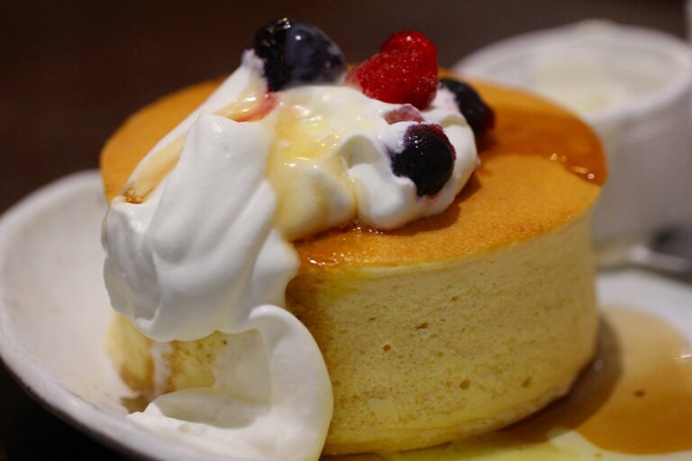 センター北CAFE SALON SONJINの5cmの極厚ホットケーキ | アベイルの都筑区お散歩ブログ